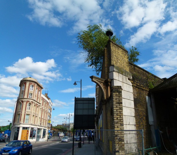 Tales From the Terminals: Broad Street Station (1865-1986) | View from ...