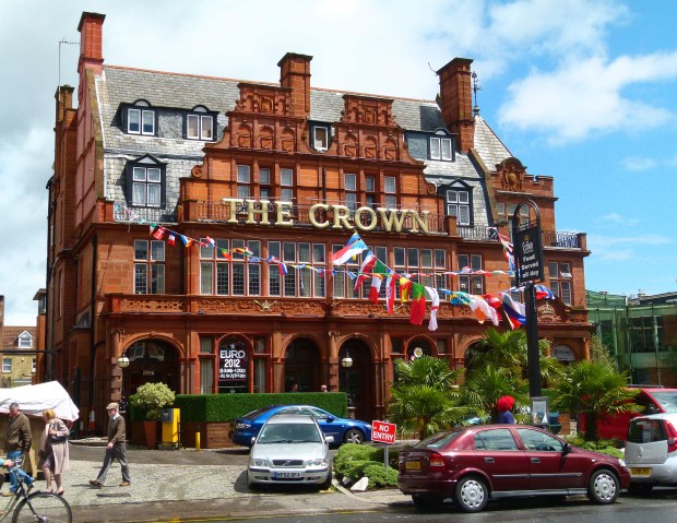 The Crown in Cricklewood | View from the Mirror
