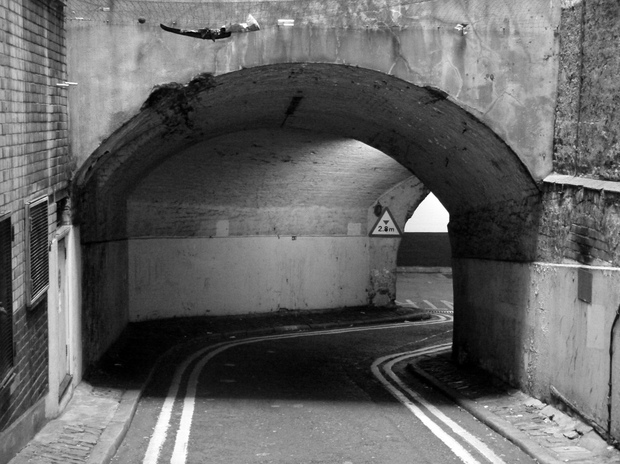 Lower Robert Street… a Ghostly Tunnel in the Heart of London | View ...