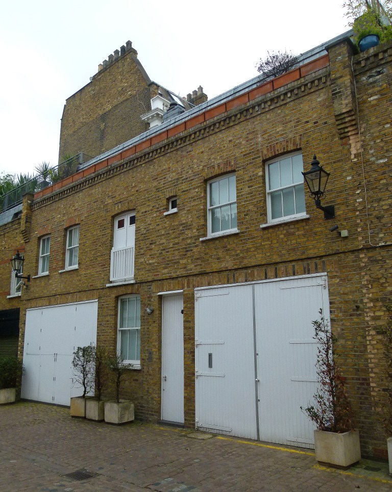 Disturbing Daubs: Francis Bacon’s London | View from the Mirror