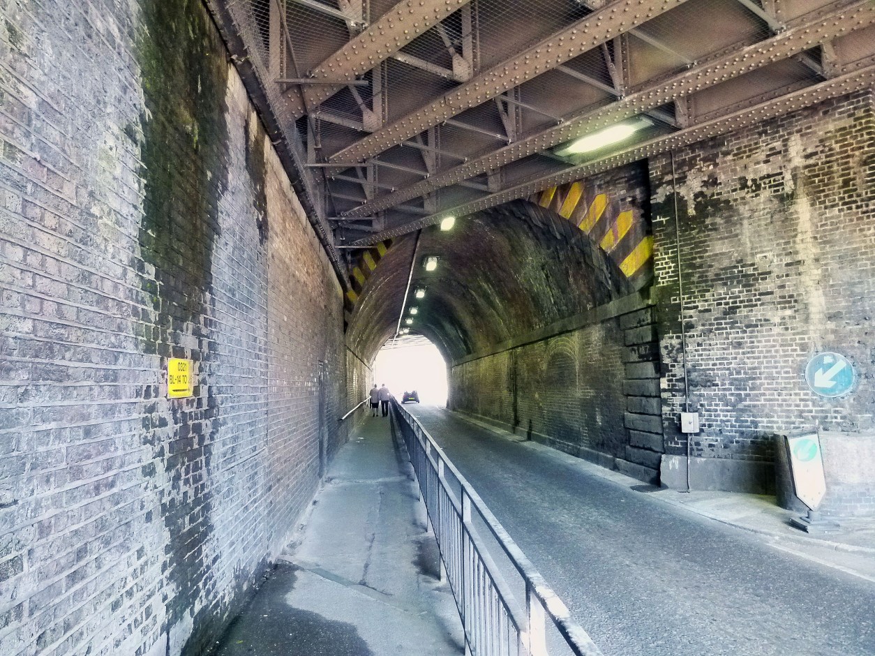Secrets of the Viaducts: Walking the London Bridge to Greenwich Arches ...
