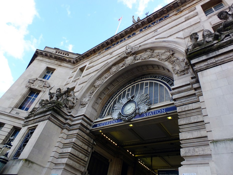 WW1 100: London’s Memorials… The London & South Western Railway Victory ...