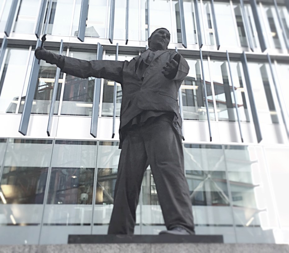 Monument to the Unknown Artist | View from the Mirror